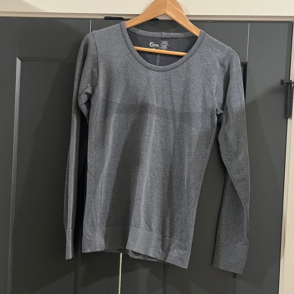 ZYIA | Tops | Zyia Active Charcoal Long Sleeve Top | Poshmark